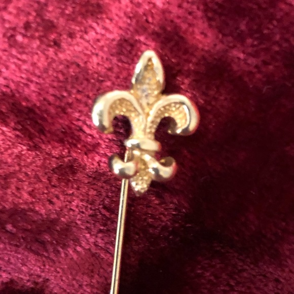 Monet | Jewelry | Monet Gold Pin | Poshmark